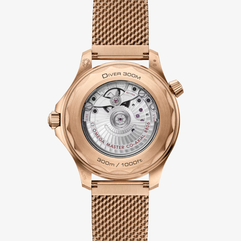 OMEGA Seamaster Diver 300M Bronze Gold - Lujo e Innovación